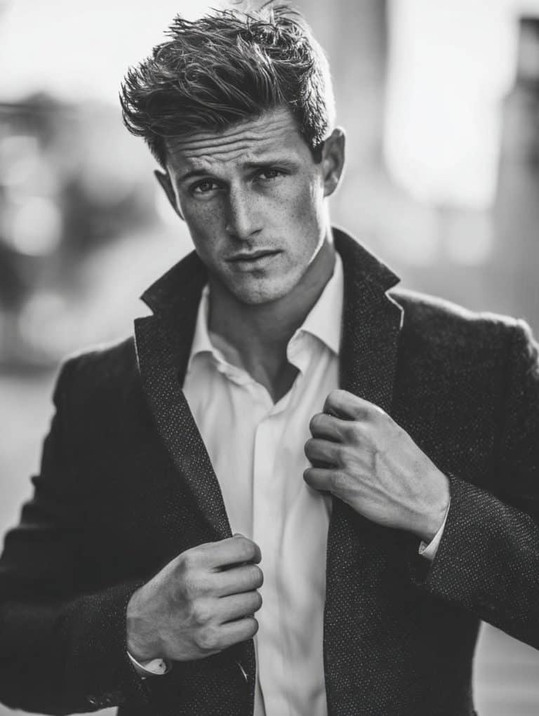 20 Expert The Smartest Poses For Men To Look Confident & Photogenic ...